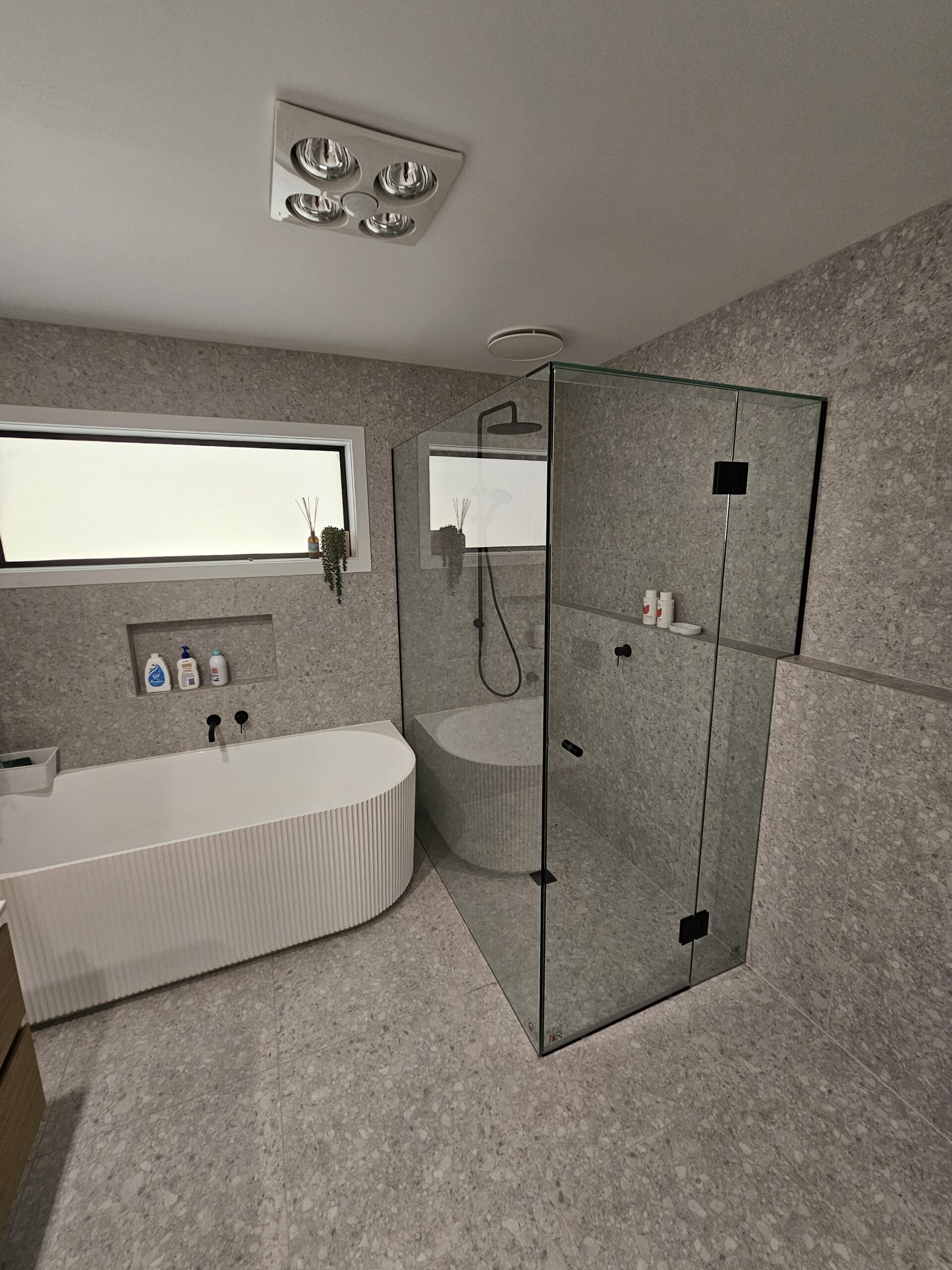 Pros and Cons of Frameless Shower Screens | A Comprehensive Guide